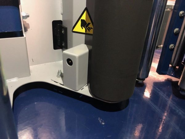 ROBOT S7 Portable stretch wrap Machine | Robopac USA